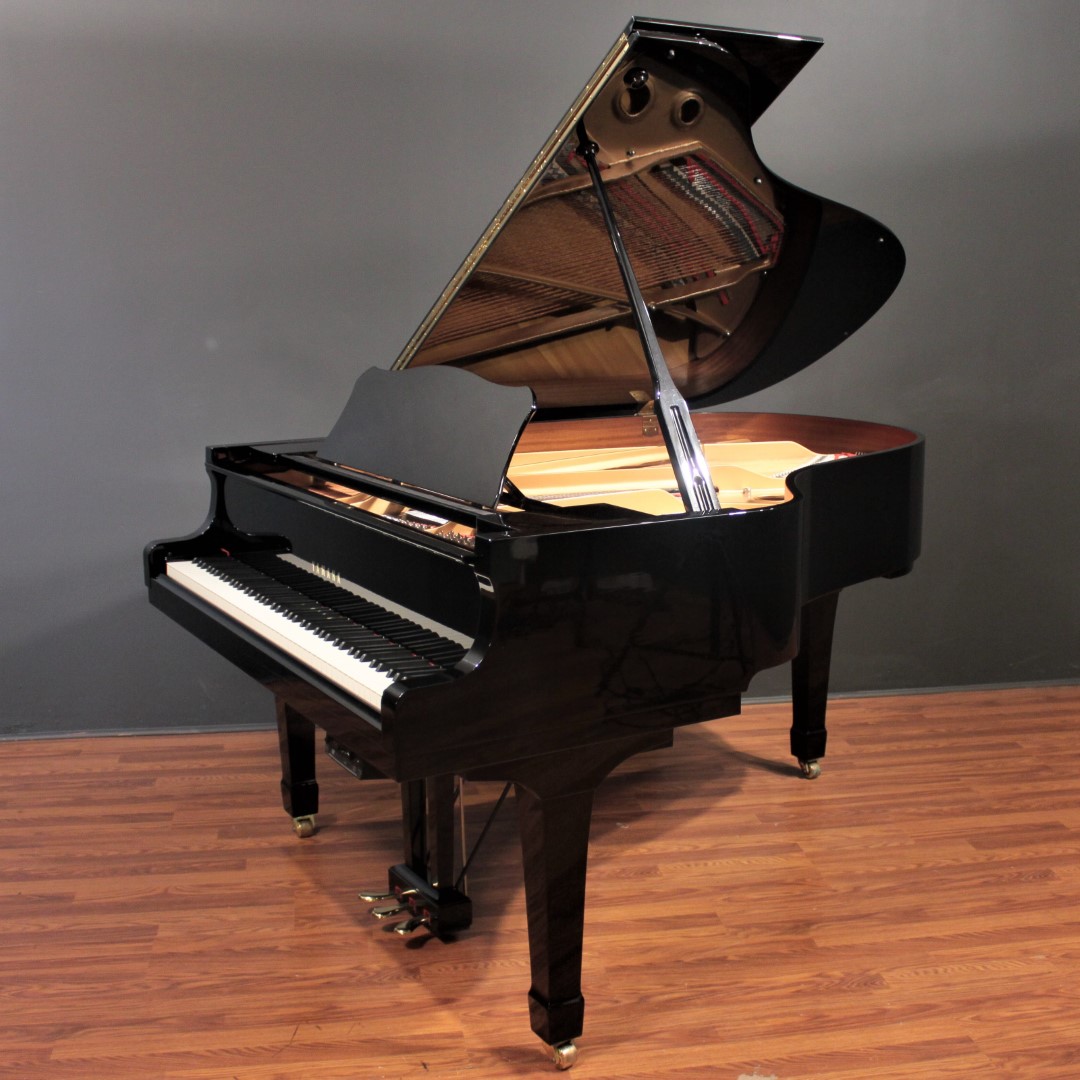 Grand Pianos